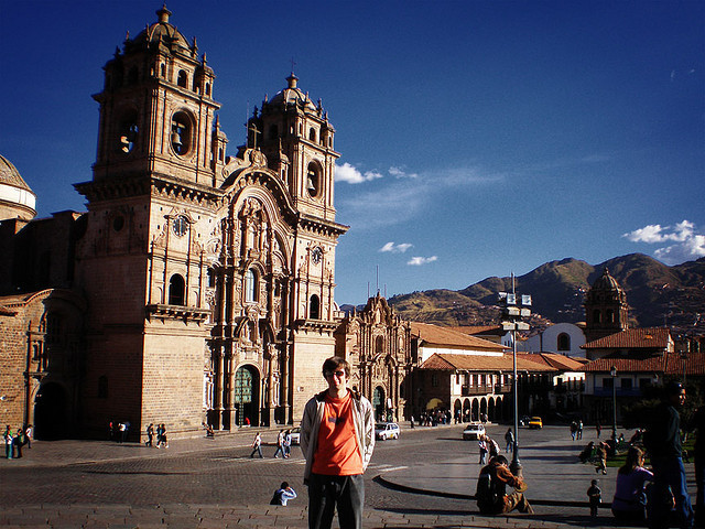 Inside the Basilica Cathedral of Cusco – Pirwa Hostels BLOG