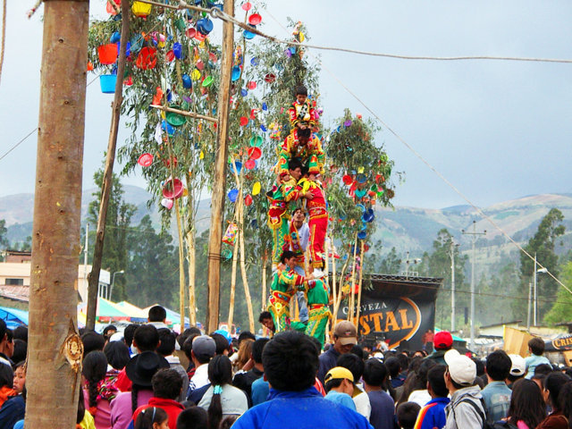 Colorido Carnaval en Cusco y el Valle Sagrado de los Incas | Blog de ...